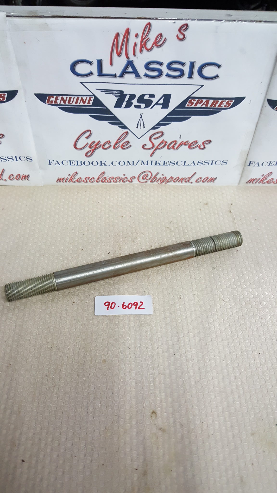 NOS BSA Bantam D1 D3 PL D3 S/A D5 Rear Wheel Spindle 90-6092 | Mikes ...