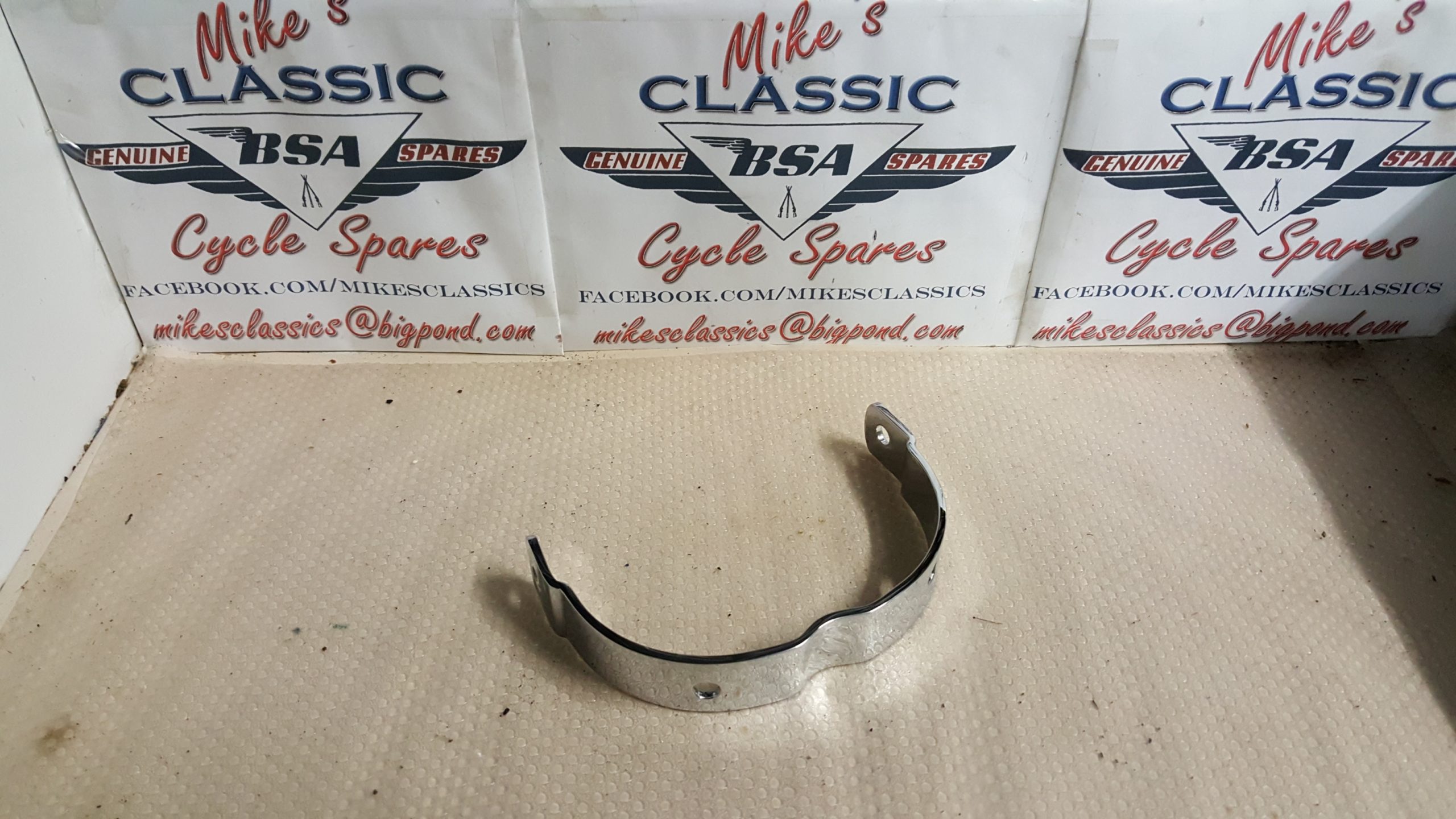 NEW BSA GOLDSTAR & A10 RGS REAR MUDGUARD BRIDGE 42-6832 | Mikes Classic ...
