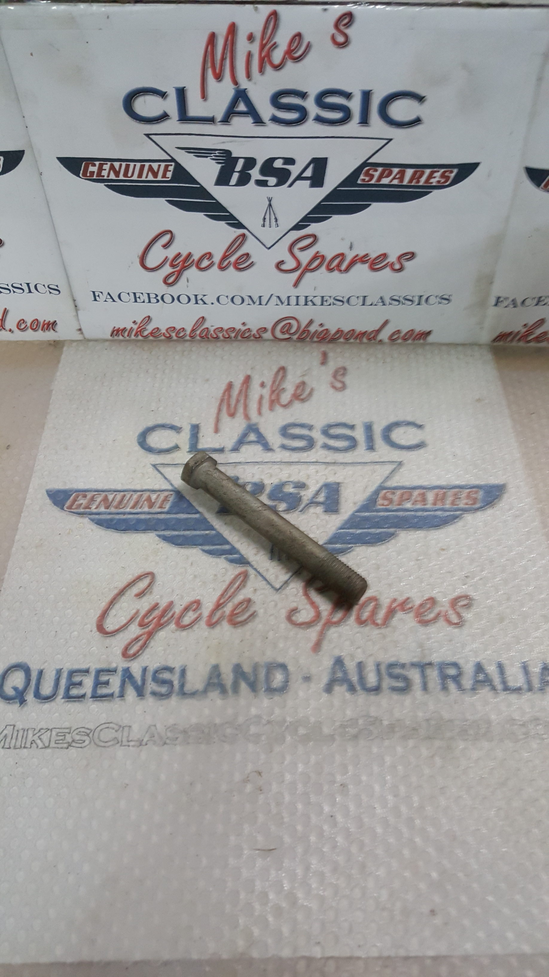 NOS BSA A7 A10 ENGINE FRAME BOLT 67-4026 | Mikes Classic Cycle Spares
